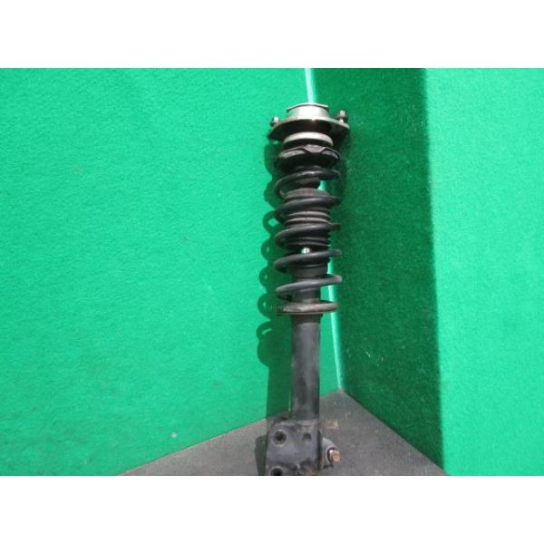 **** 商品説明を必ずご確認ください ****部品管理番号：000050601750110メーカー純正品番：48510-B2660部品名：右Fストラットメーカー代替品番：48510-B2650部品区分：リサイクル品部品情報：ABS車名：エ...