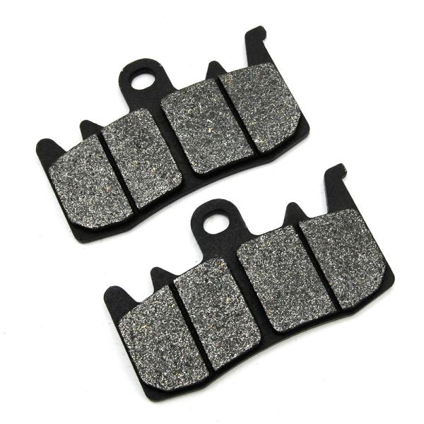 商品仕様：■新品　未使用■左右2枚セット(1キャリパー分)出品となります。※車種により１キャリパー４枚必要の場合があり、左右形状異なるので、ご確認の上ご購入してください。■ブレーキパッドのサイズは（全長X幅X厚み）85 x 52 x 8mm。