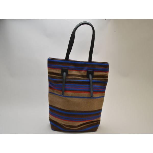 [中古：良品　ランク：7/10]　若干の使用感がありますが、全体的にコンディション良好です。