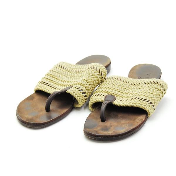 [中古：(中)　ランク：5/10]　つま先付近に汚れがあり、全体的に使用感のある状態です。