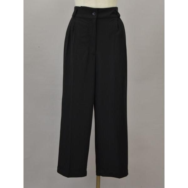 [中古：(中)　ランク：5/10]　サイドに薄いシミがあり、全体的に使用感のある状態です。