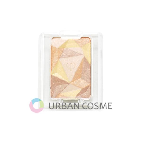 プレシャスオパールの輝きに着目して生まれた、表情を美しく際立たせるハイライティングパウダーです。動いているときも、静止した瞬間も、内側から光を放つように上品なつややかさで、360度から目を惹きつける、輝く印象へと導きます。ライトエンパワリン...