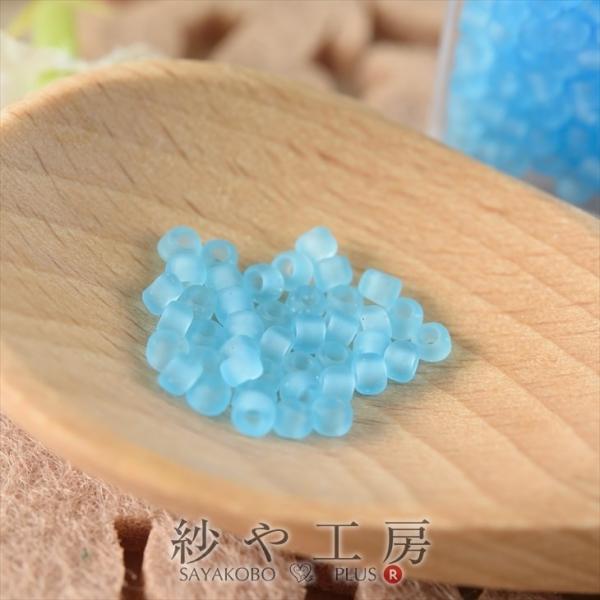 ハンドメイドには欠かせない丸小ビーズが勢ぞろい！艶消しビーズなので、ゴムコーティングやマットなイメージのパーツと合わせても◎お気に入りのチャームと組み合わせてアレンジしたり楽しんでみては♪【内容詳細】ビーズ 丸小ビーズ col.M17 マッ...