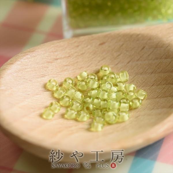 ハンドメイドには欠かせない丸小ビーズが勢ぞろい！ツートーンになっているので、同系色の色違いを楽しみたい方におすすめ♪お気に入りのチャームと組み合わせてアレンジしたり自由自在◎【内容詳細】ビーズ 丸小ビーズ col.18/218 イエローグリ...