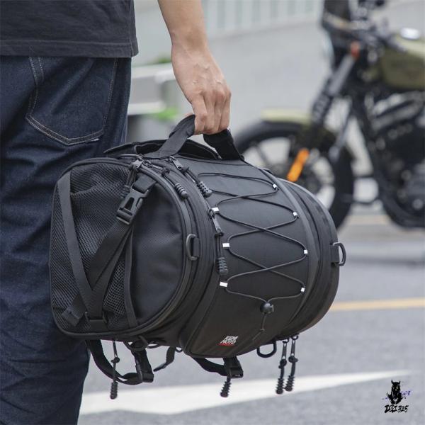 ■商品仕様KEMIMOTO製のオートバイ用シーシーバーバッグ。容量18-20Lで拡張可能、耐水性のオックスフォード生地使用。シーシーバーや荷物ラックに取り付け可能。当店の商品は海外の互換品・汎用品が主となります。画像をよくご確認お願いします...