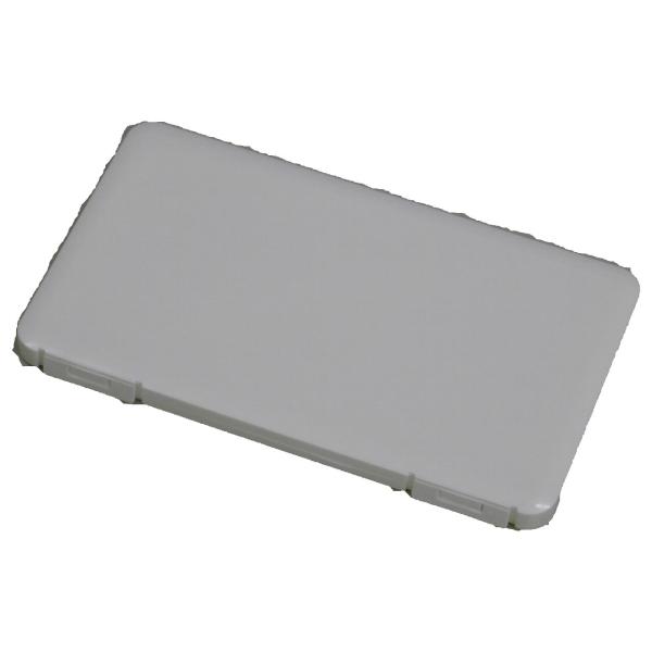 伊勢藤 マスクケース ホワイトについてマスクを衛生的に保管し、持ち運べる携帯ケースです。耳掛けヒモ収納ポケット付き。約2〜3枚まで収納できます。商品仕様◆サイズ/W190×D110×H12mm◆カラー/ホワイト◆材質/ポリプロピレン※マスク...