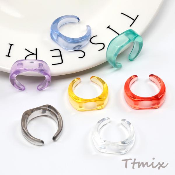 サイズ：13号内径約17mm(幅約8mm) 入数：2ヶ/パック 素材：樹脂製 重さ：約2.6g/パックファッションリング 透明感 オープンリング 指輪 樹脂製 手芸用品 手芸材料 アクセサリーパーツ ハンドメイド資材