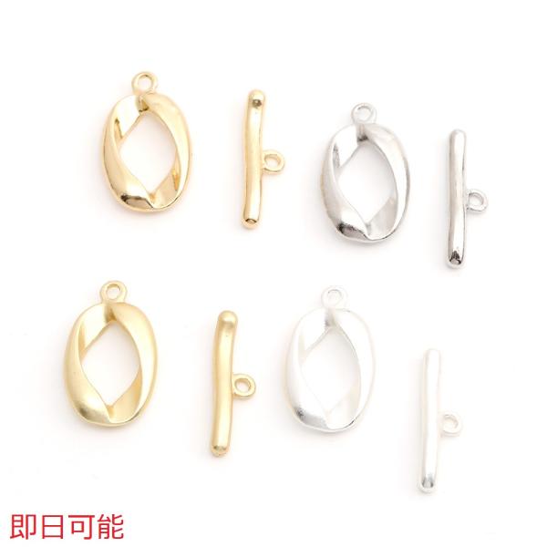 サイズ：約13×21mm＆約2.5×21mm 入数：3セット/パック 素材：合金製 重さ：約9g/パック定番の基礎金具です♪#金具 #基礎金具 #定番金具 #接続金具 #留め具 #マンテル ＃デザインマンテル ＃ハンドメイド ＃チャーム ＃...