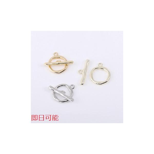 サイズ：輪約16×20mm 入数：6セット/パック 素材：合金製定番の基礎金具です♪#金具 #基礎金具 #定番金具 #接続金具 #留め具 #マンテル ＃ハンドメイド ＃チャーム ＃飾り＃パーツ #材料 #素材 #アクセサリー ＃手芸 ＃人気...