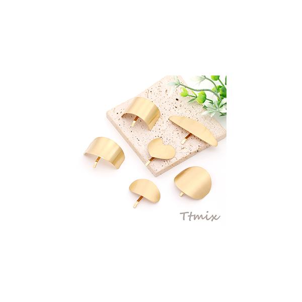 サイズ：【A】約24×37mm【B】約40mm【C】約25×43mm【D】約26×38mm【E】約21×65.5mm【F】約28×32mm 入数：1ヶ/パック 素材：鉄製 重さ：【A】約5.8g/パック【B】約8.8g/パック【C】約8.6...