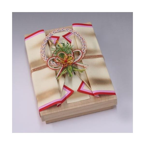 略式結納 支度金 結納金だけの結納 200万円対応の桐箱(筆耕料込み)一般に赤白は結納用。結納金としてはもちろん、顔合わせでのお支度金・御結婚準備金として、またご結婚御祝い金を入れる箱・入れ物としてもご利用頂いています。また高額の御祝や報奨...