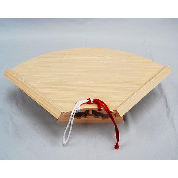 高砂人形用の扇台です。