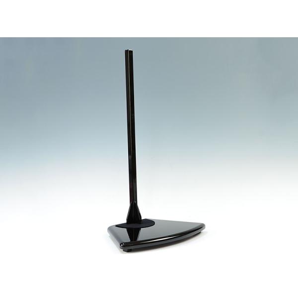 掛け軸用の吊るし台です。