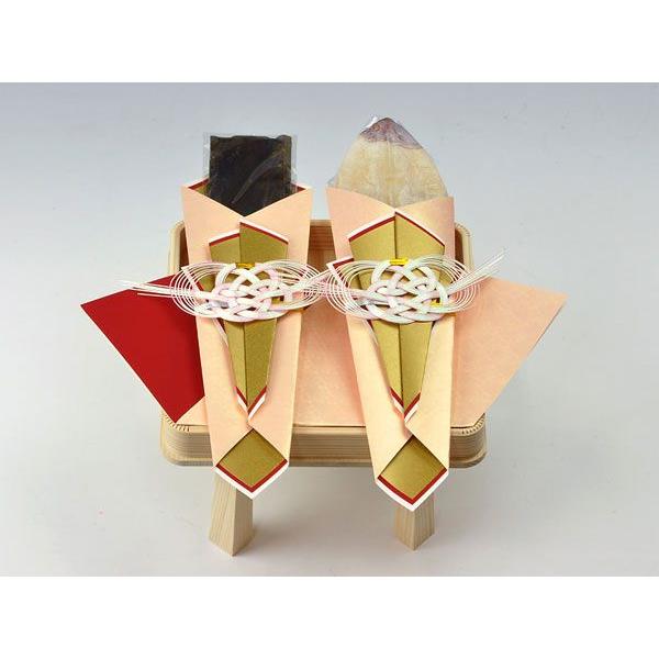 主にコンパクトな結納に合わせて使用します。