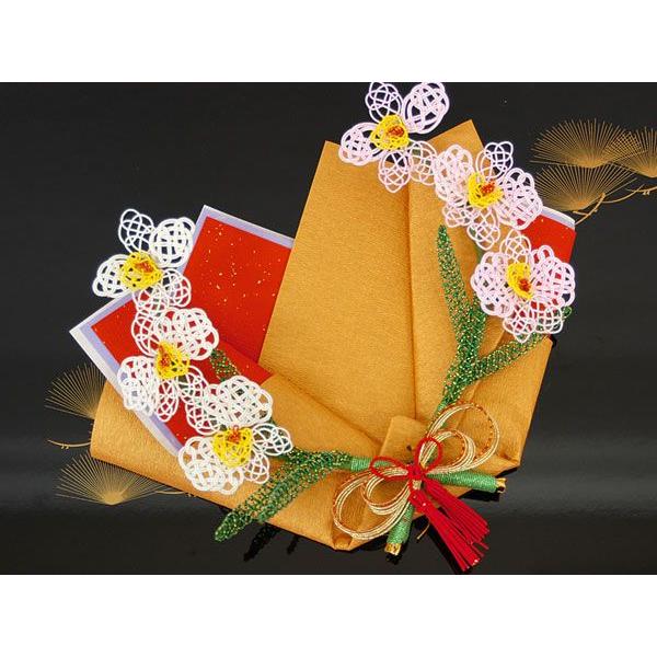 大切な指輪を華やかに演出してはいかがでしょうか？ 御品が一層引き立ちます。お相手様に対してもずっと丁寧な印象になりますよね。時計やネックレスにもお使い頂けます。