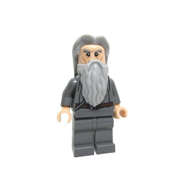 ご覧頂きありがとうございます。本品はミニフィグ・ガンダルフ(LOAD-OF-THE-RINGS)です。人気のロード・オブ・ザ・リングに登場するキャラのミニフィグです。