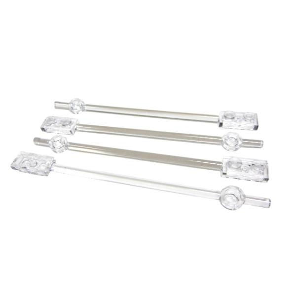 ご覧頂きありがとうございます。本品は操作棒４点セット（透明・全長１２）です。１×２のプレートに長いバーのある特殊プレートです。透明なので作品の支柱として使えば空中に浮いた感じのディスプレイができます。