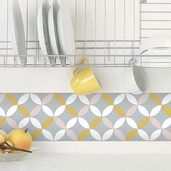 ●商品説明 ：貼るだけで空間をモダンにアレンジする革新的な『DRAEGER(ドレジャー)』ブランドのステッカー。水に強いビニール素材のステッカーです。子ども部屋・階段・浴室・キッチン・洗濯機などにも貼ることが可能です。※難燃性ではありますが...