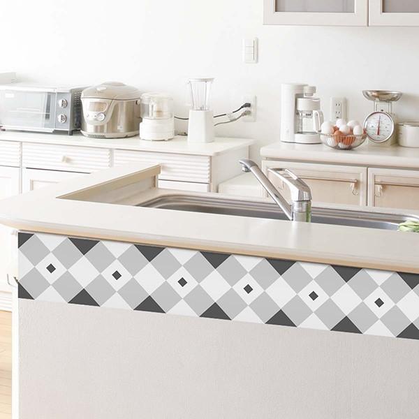 ●商品説明 ：貼るだけで空間をモダンにアレンジする革新的な『DRAEGER(ドレジャー)』ブランドのステッカー。水に強いビニール素材のステッカーです。子ども部屋・階段・浴室・キッチン・洗濯機などにも貼ることが可能です。※難燃性ではありますが...