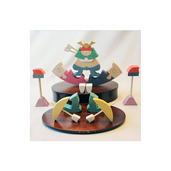 品番　KK223品名　楕円鯉武者価格　￥36300材質　本体：ブナ18ミリ、容器：木曽檜曲げわっぱ、漆塗り(花野屋製)サイズ　容器直径：180ミリ男児と女児のいる家庭が、お揃いとなる五月人形と雛人形を求めていると知り、それに応えるべく同じ曲...