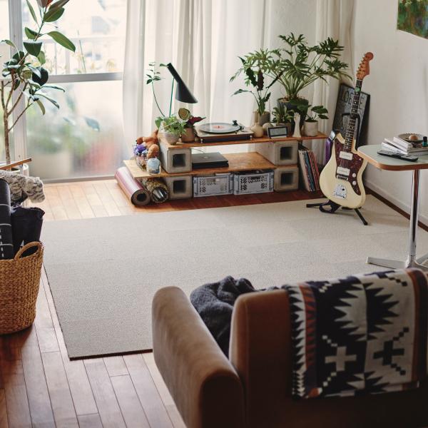 ※ご注意：こちらは商品見本のカットサンプル専用ページです※【種類】住宅用タイルカーペット【サイズ】＜約20cmｘ10cm 程度＞※カット箇所はランダムとなります【メーカー/カタログ】東リ（TOLI） ファブリックフロア Vol.5特殊なバッ...