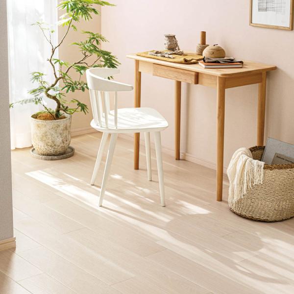 【種類】クッションフロア【サイズ】巾182cm、全厚1.8mm、20mまでが1巻【単位】1m以上、10cm単位切り売り【メーカー/カタログ】シンコール（Sincol）Ponleum 2024-2027クッションフロアとは、ビニール系床シート...