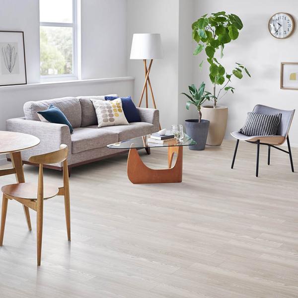 ※ご注意：こちらは商品見本のカットサンプル専用ページです※【種類】複層ビニル床タイル【サイズ】＜約30cmｘ15cm 程度＞※カット箇所はランダムとなります【メーカー/カタログ】リリカラ（Lilycolor） リリカラ エルワイタイル 20...