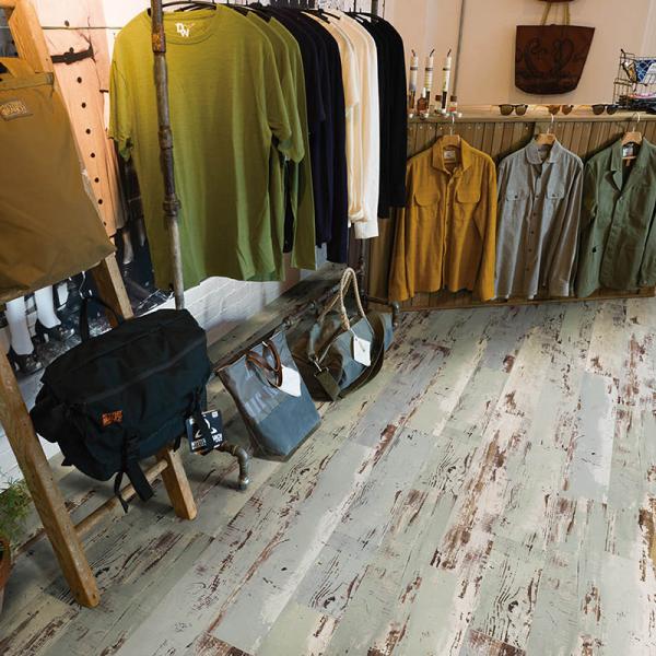 ※ご注意：こちらは商品見本のカットサンプル専用ページです※【種類】複層ビニル床タイル【サイズ】＜約30cmｘ15cm 程度＞※カット箇所はランダムとなります【メーカー/カタログ】リリカラ（Lilycolor） リリカラ エルワイタイル 20...