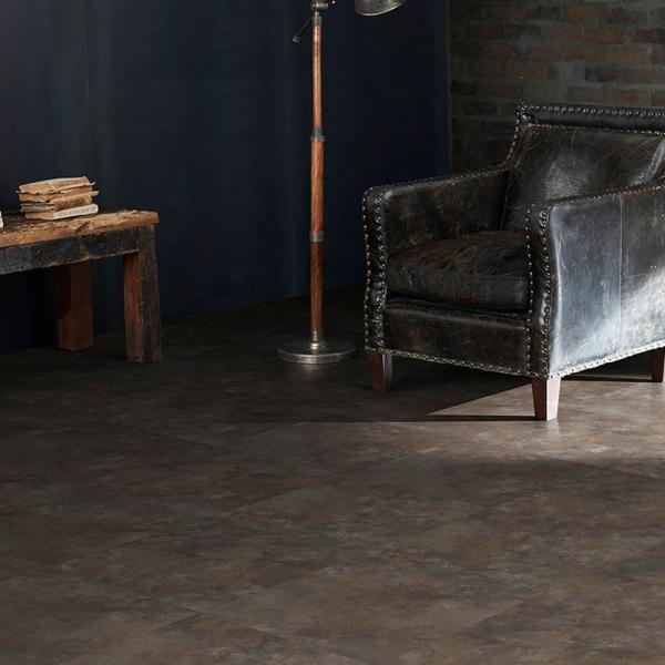 ※ご注意：こちらは商品見本のカットサンプル専用ページです※【種類】複層ビニル床タイル【サイズ】＜約22cm角正方形 程度＞※カット箇所はランダムとなります【単位】1ケース単位販売（18枚入り／約3.76平米）【メーカー/カタログ】リリカラ（...