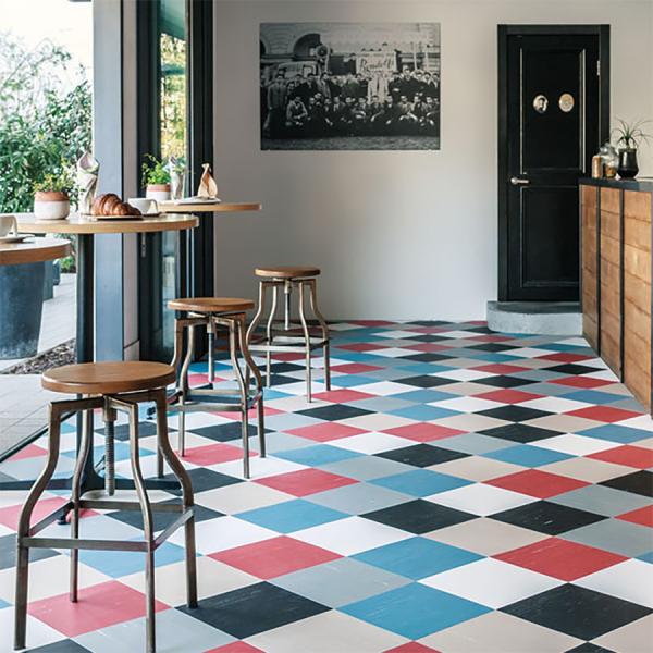 ※ご注意：こちらは商品見本のカットサンプル専用ページです※【種類】コンポジションビニル床タイル KT【サイズ】＜約15cm角正方形 程度＞全厚：2.0mm※カット箇所はランダムとなります【機能性】重歩行 JIS認証品【メーカー/カタログ】田...