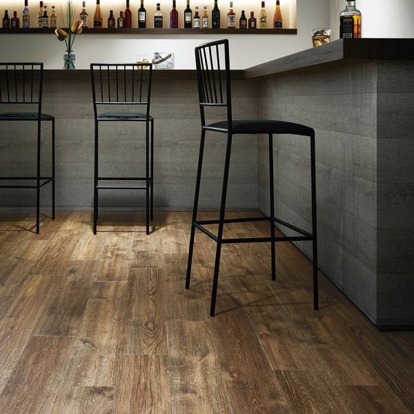 ※ご注意：こちらは商品見本のカットサンプル専用ページです※【種類】フロアタイル／複層ビニル床タイル 木目調【サイズ】＜約30cmｘ15cm程度＞全厚：3mm※カット箇所はランダムとなります【メーカー/カタログ】東リ（TOLI）タイルコレクシ...