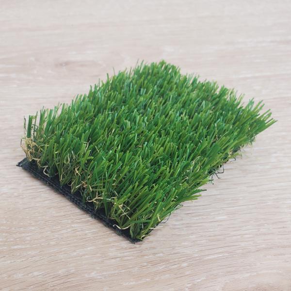 ※ご注意：商品見本のカットサンプル専用ページです※【種類】人工芝【サイズ】約10cm×8cmサイズ【パイル】パイル長：25mmパイル材質：ポリエチレン（直毛糸）、ポリプロピレン（縮毛糸）基布材：ポリプロピレン裏面：SBRコーティング【単位】...