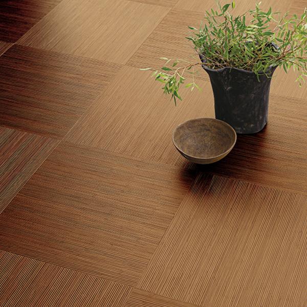 ※ご注意：こちらは商品見本のカットサンプル専用ページです※【種類】複層ビニル床タイル ウッド【サイズ】＜約22cm角正方形＞※カット箇所はランダムとなります【メーカー/カタログ】サンゲツ(sangetsu) 2023-2026 フロアタイル...