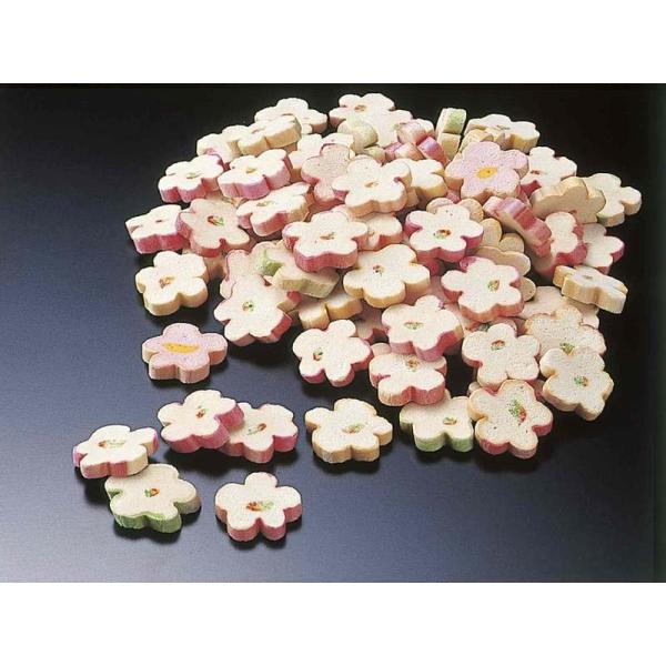 ●花を型どったやき麸です。●植物性タンパク質にはコレステロール値を低下させる働きがあり、低脂肪・低カロリーなので、健康を気にされる方にもおすすめです。●麺類・お吸い物や赤だしなど・・・原材料：小麦粉、小麦グルテン（植物性タンパク）、着色料（...