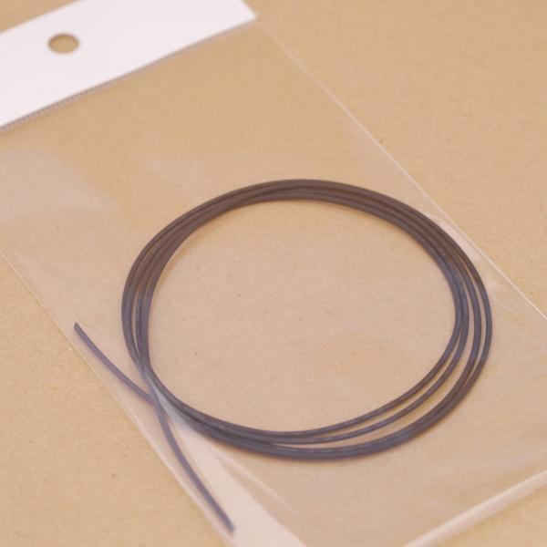 配線補修用の熱収縮チューブです。●サイズ-------------------------------------------------------[0.6mm]全長：1ｍ内径：約0.8mm 〜 約0.5mm(収縮後)----------...