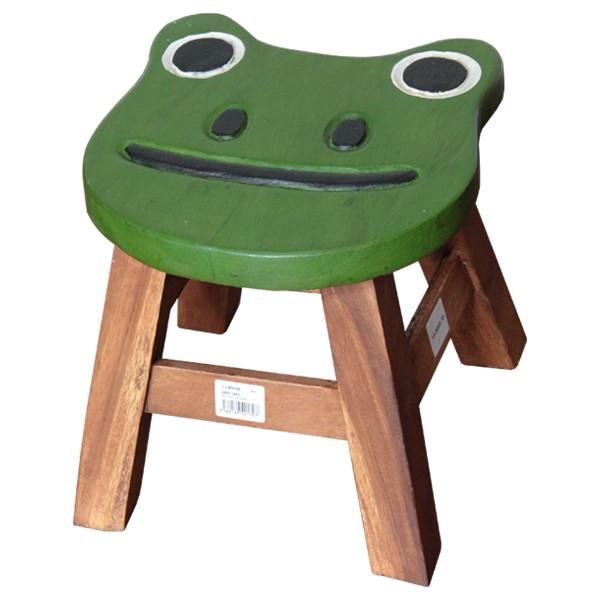 にっこりほほ笑むカエルの顔がかわいい、小さめのスツールです。深みのある色合いで耐久性のある、アカシア材で作られています。花台・ディスプレイ台や、玄関で靴を履くときの腰掛等として幅広く ご使用いただけます。●商品サイズ ／ 幅：約25　奥行：...