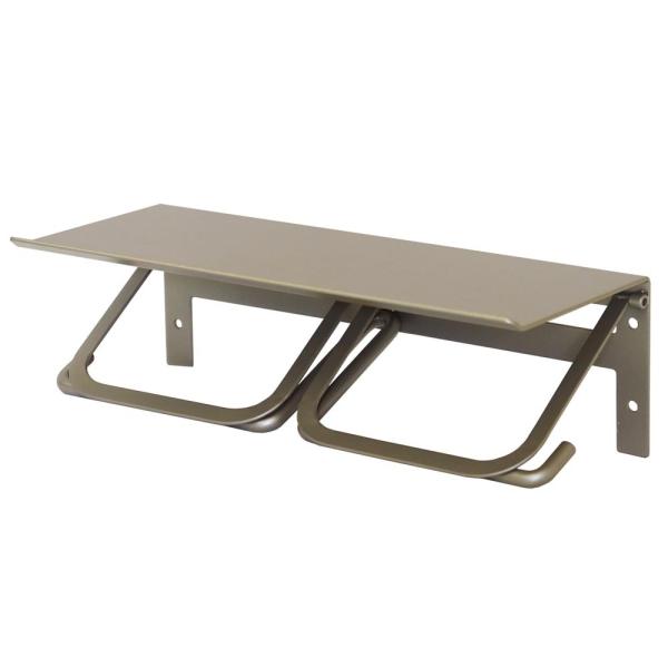 ※石膏ボード壁の場合は、壁奥の下地 木柱やベニヤ板等 に、木ネジで固定をお願い致します。・光沢を少し抑えたマットなアイアンで仕上げており、インテリア性の高いトイレ空間を彩るペーパーホルダーです。・天板先端は反り返し仕様で、携帯電話やトイレッ...