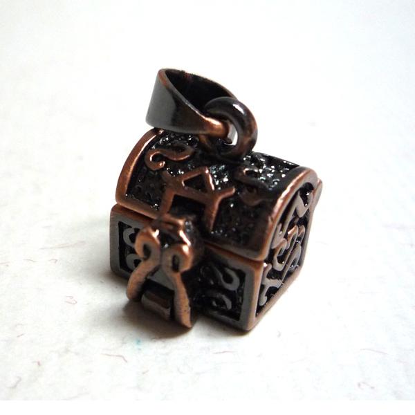 繊細な作りのStanislausジュエリーパーツ　サイズ：1.2×1.2cm 【爆買】