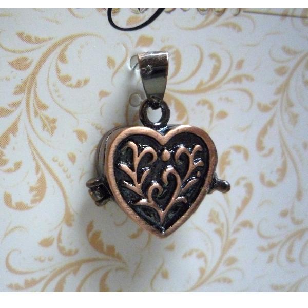 繊細な作りのStanislausジュエリーパーツ　サイズ：1.8×1.8cm 【爆買】