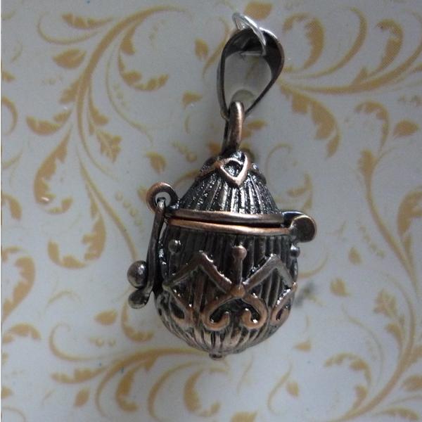 繊細な作りのStanislausジュエリーパーツ　サイズ：1.5×2.2cm 【爆買】