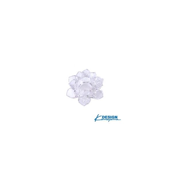 ロータスの花をかたどったキャンドルホルダー。　厚手のガラスで出来ています。　カラークリアカップティーライトを入れて灯すと、ロータスの花びらに灯りが反射して周囲に光が広がります。　商品サイズ：φ120×H50mm 【爆買】