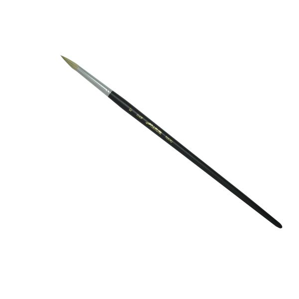 馬の足毛が主材のイミテーションオッスクス筆です。国内では長い間、オックスと呼ばれて今なお、軟毛の代表として愛用されています。穂先は、含み、まとまりが良く専門家用水彩筆としても好評を得ています。＊材料の入手時期に依り、毛の色合い若干異なること...