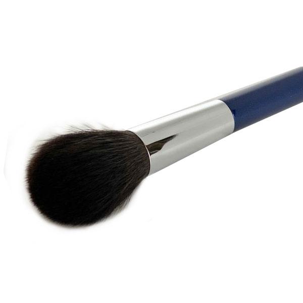 令和の新シリーズ 熊野筆 化粧筆 筆匠　最高級の灰リスと上質な粗光鋒山羊を使っています。フェイスパウダーやチークなどにお使いいただけます。　原料：灰リス・粗光鋒山羊　穂径：18mm　穂長：40mm　全長：147mm 【爆買】