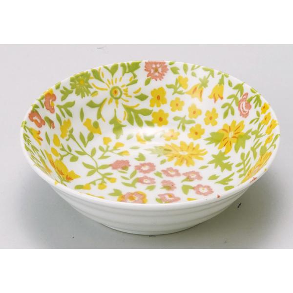 やさしい気持ちになれる、小花柄。　可憐な小花をやさしい色彩で描きました。　オーガニック素材のスープやスイーツなど、ナチュラルな料理と相性抜群。　φ13.3×3.8cm ピンホール・鉄粉が発生することがあります。これは窯で焼く過程でどうしても...