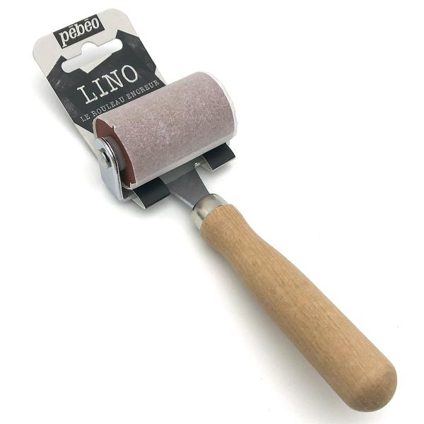 天然ゴム製の版画用ゴムローラー　硬さは「60ショアA」で、比較的硬めのローラーです。　●特長：インクの伸びが良く、版への転写がしっかりできるため、細かい線や面も精密に表現できます。　●使いやすさ：グリップハンドルは人間工学に基づいた設計で、...