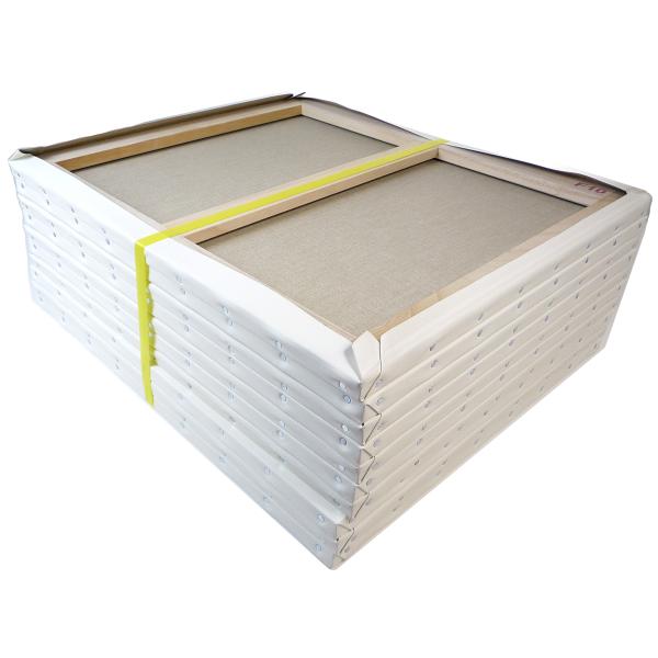 油彩画やアクリル画の練習にオススメです。　生地：木綿・化繊のミック　肌目：中目　用途：油彩・アクリル画　半吸収性タイプのキャンバスです。 【爆買】