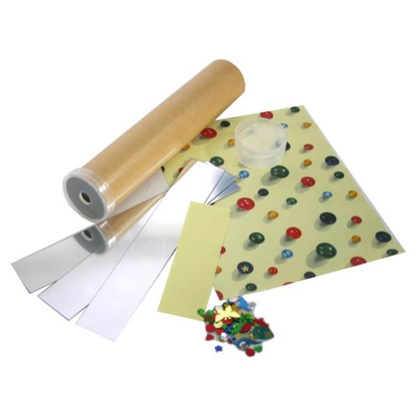 35組パック商品です。　模様チップと模様紙付！手軽に万華鏡づくりが楽しめるキットです。　寸法：約43φ×200mm　[セット内容]　・反射板（32×188mm）×3　・模様チップ×1袋　・模様紙（約185×144mm）×1　・タックペーパー...