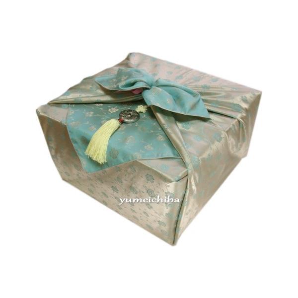 ・商品は手作業品の為、入荷時の織り柄やサイズなど若干の誤差が生じる場合がございます。・写真はブラウザーや環境によって実物の色と若干異なって見えることもありえます。サイズ：大　107〜110ｃｍ素材　：化繊