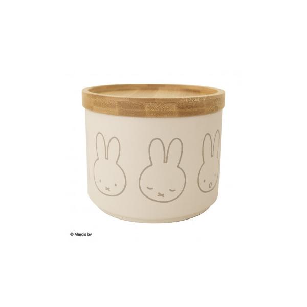 スタッキング可能なため、省スペースでスッキリ収納できます。バンブーフタがナチュラルな空間にピッタリ・フタ内側にはパッキン付き。キッチンや文具などの小物入れとしてマルチに使え、インテリアにもなります。 生産国:中国 素材・材質:本体/スチール...