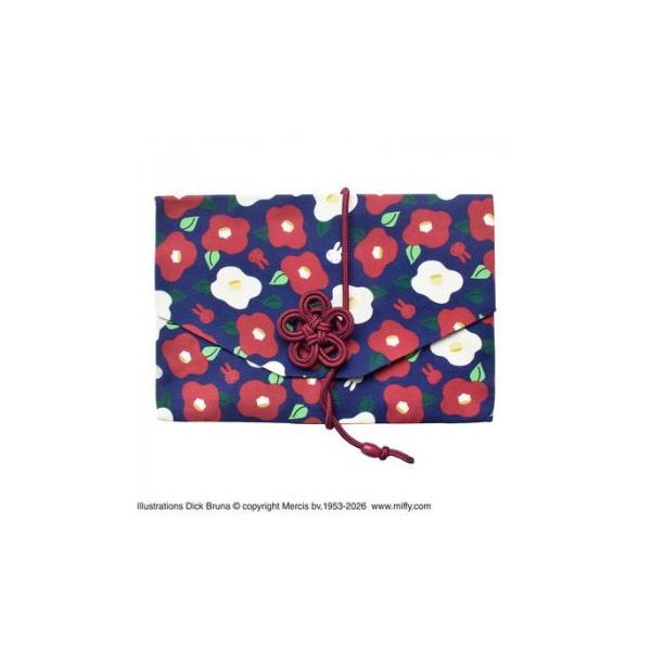 花の飾り紐が可愛い御朱印帳ポーチです。 生産国:中国 素材・材質:表:ポリエステル裏:ポリエステル、綿紐:ポリエステル飾り玉:プラスチック 商品サイズ:約W22×H15cm 仕様:Illustrations Dick Bruna (C) c...